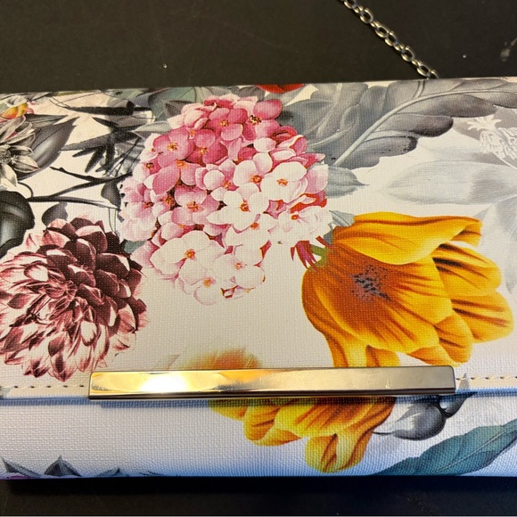 Bijoux Terner | Bags | Bijoux Terner Pink And Yellow Floral Clutch ...